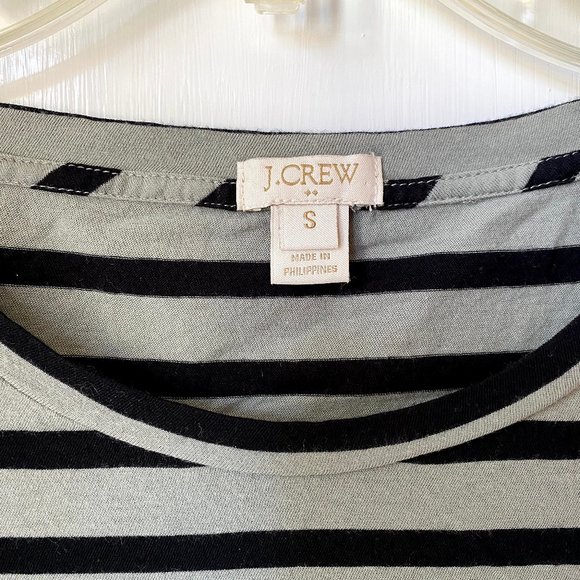 J. Crew Factory | Tops | J Crew Outlet Tee | Poshmark